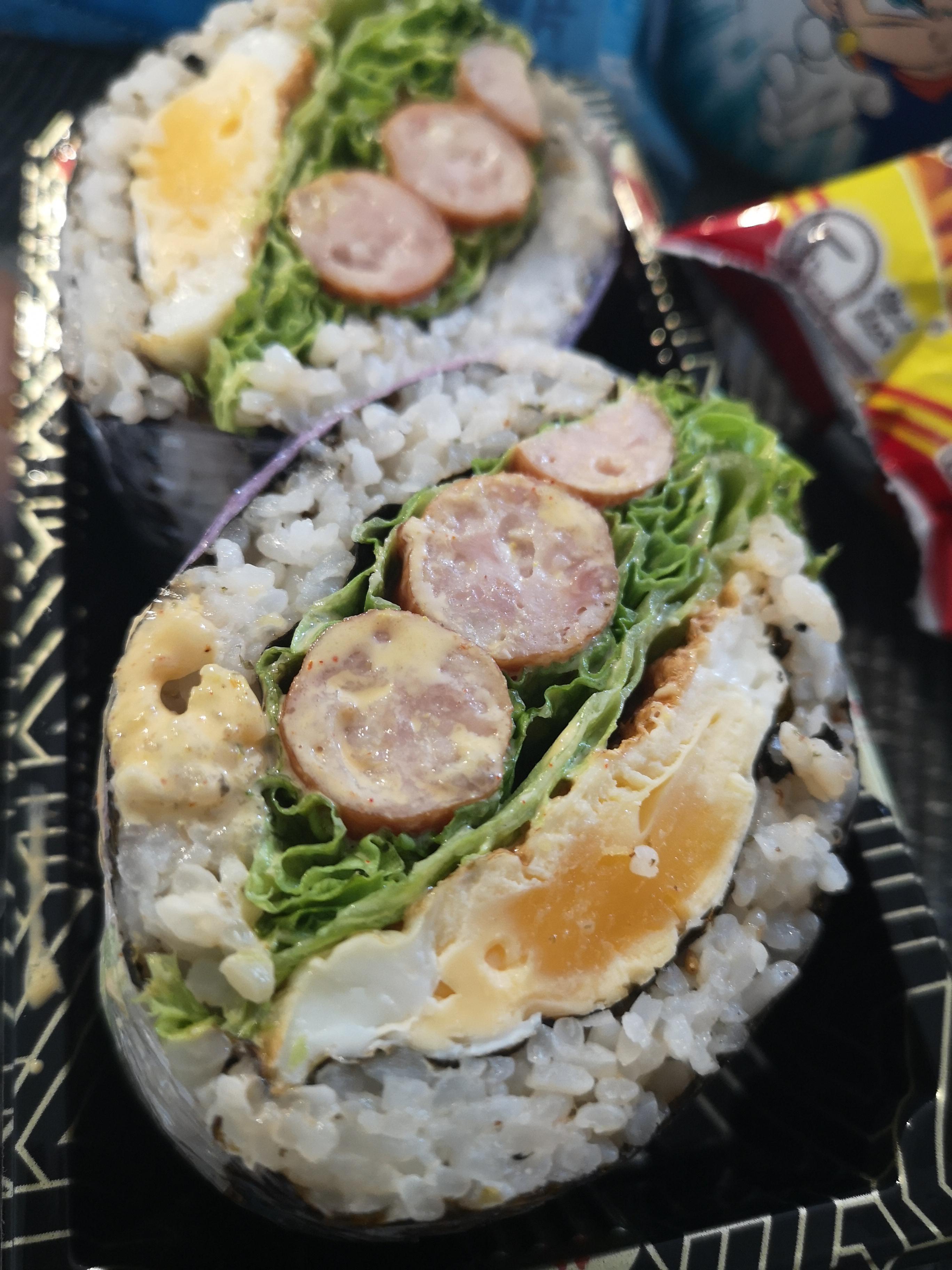 Sausage, egg & lettuce sushi roll from Conveni Tokyo! - Lonely Japan