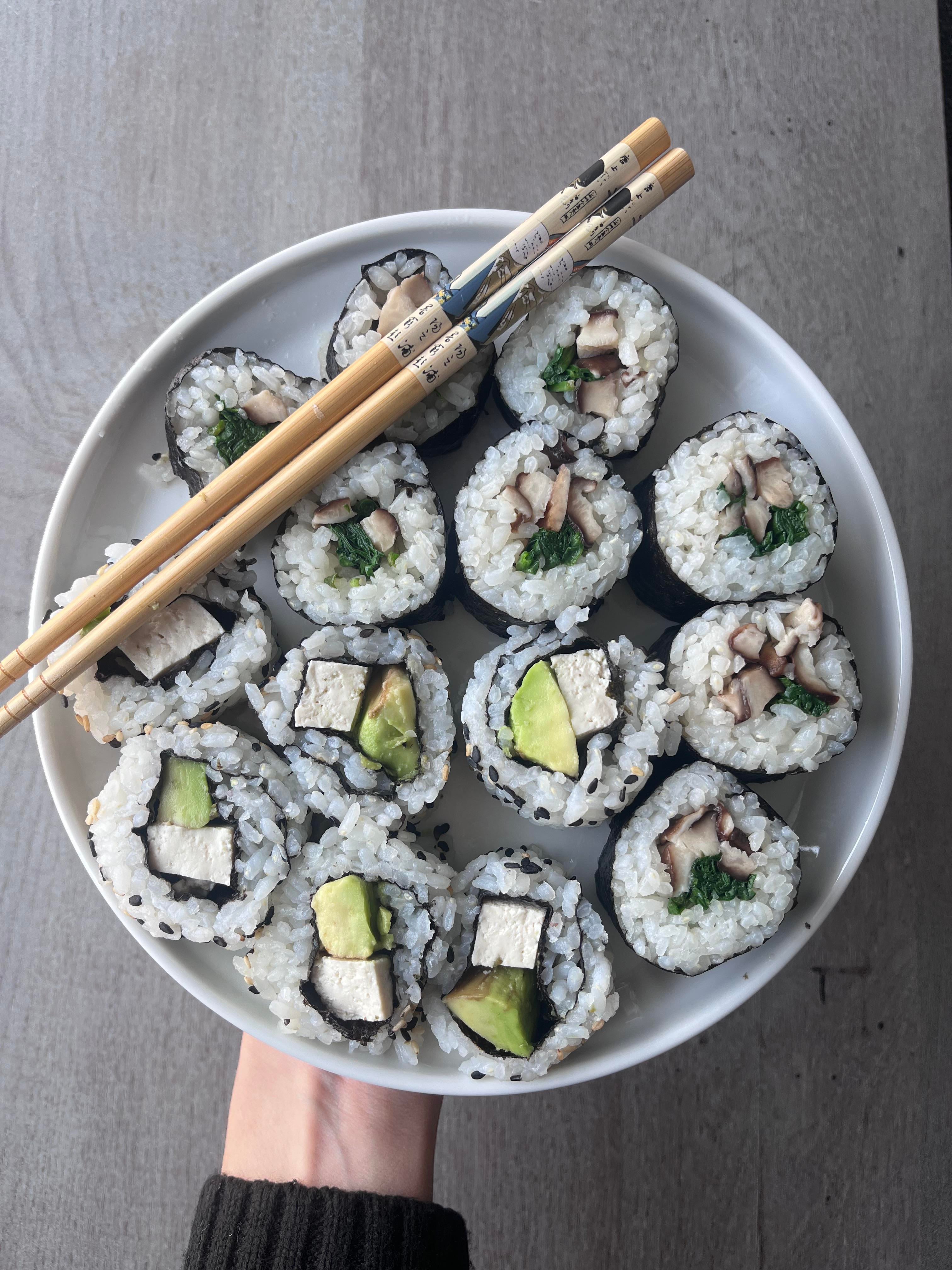 Sesame oil veggie roll and tofu avo roll - Lonely Japan