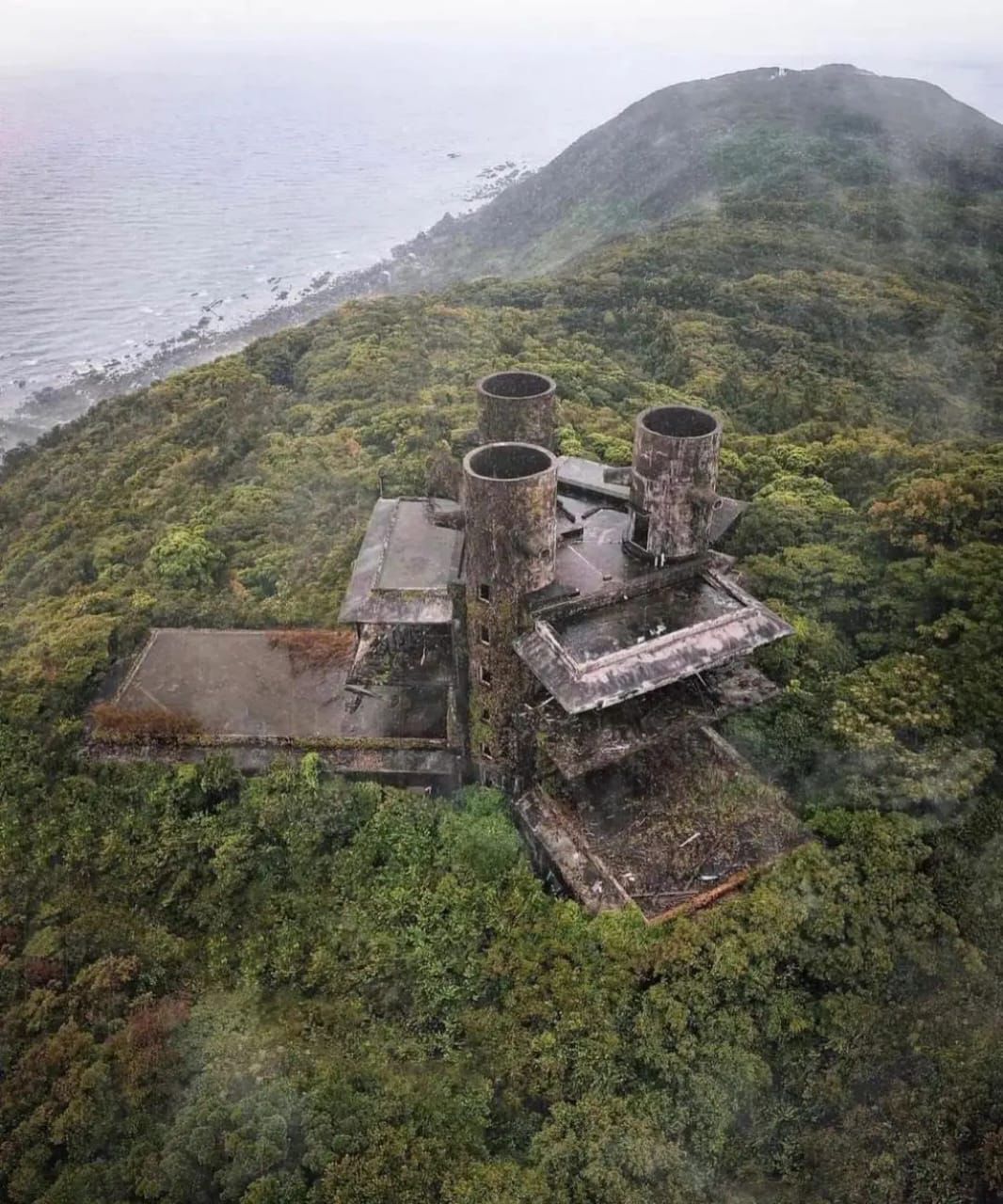An abandoned factory in Japan - Lonely Japan