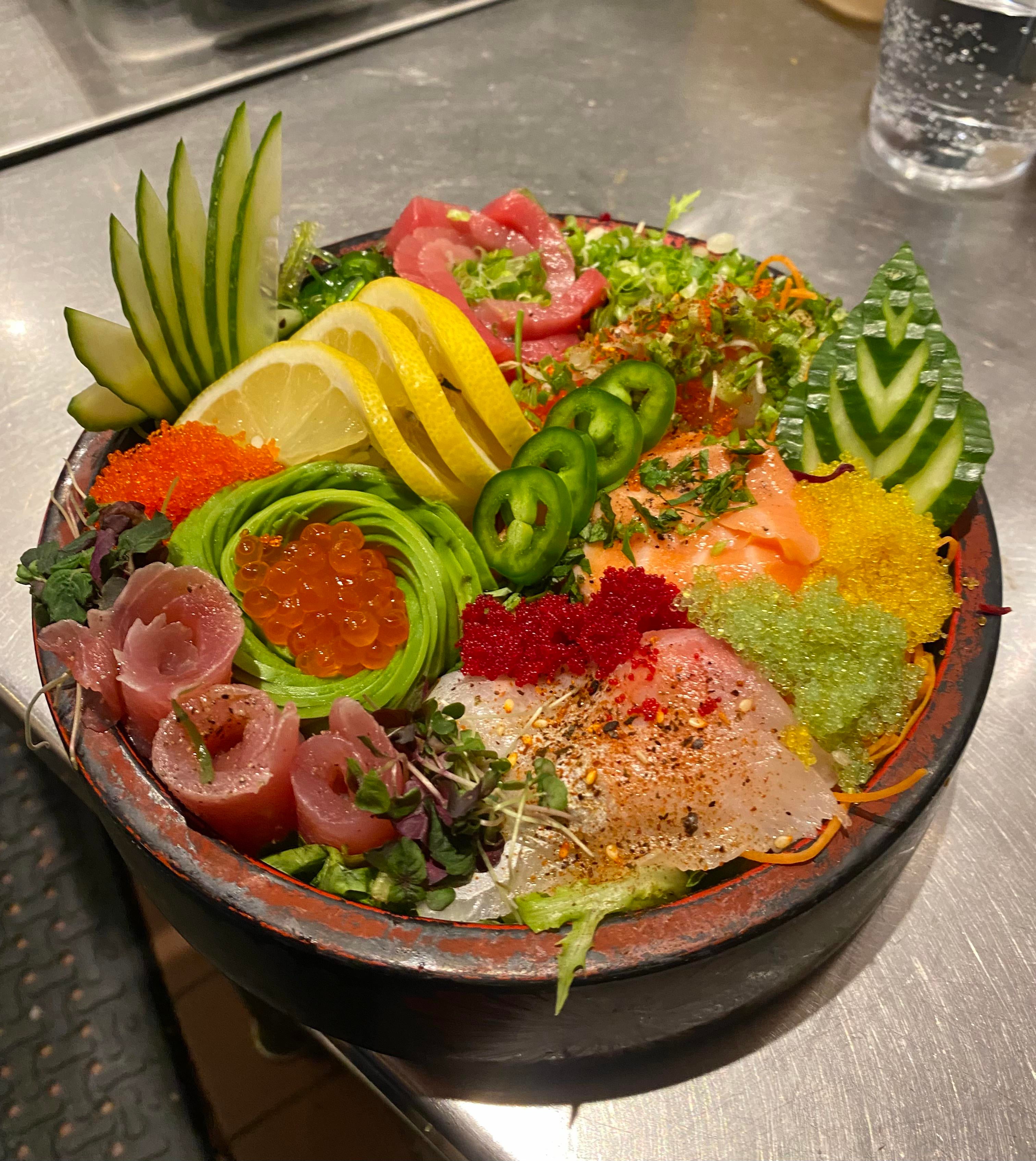 A dressed chirashi bowl I made - Lonely Japan