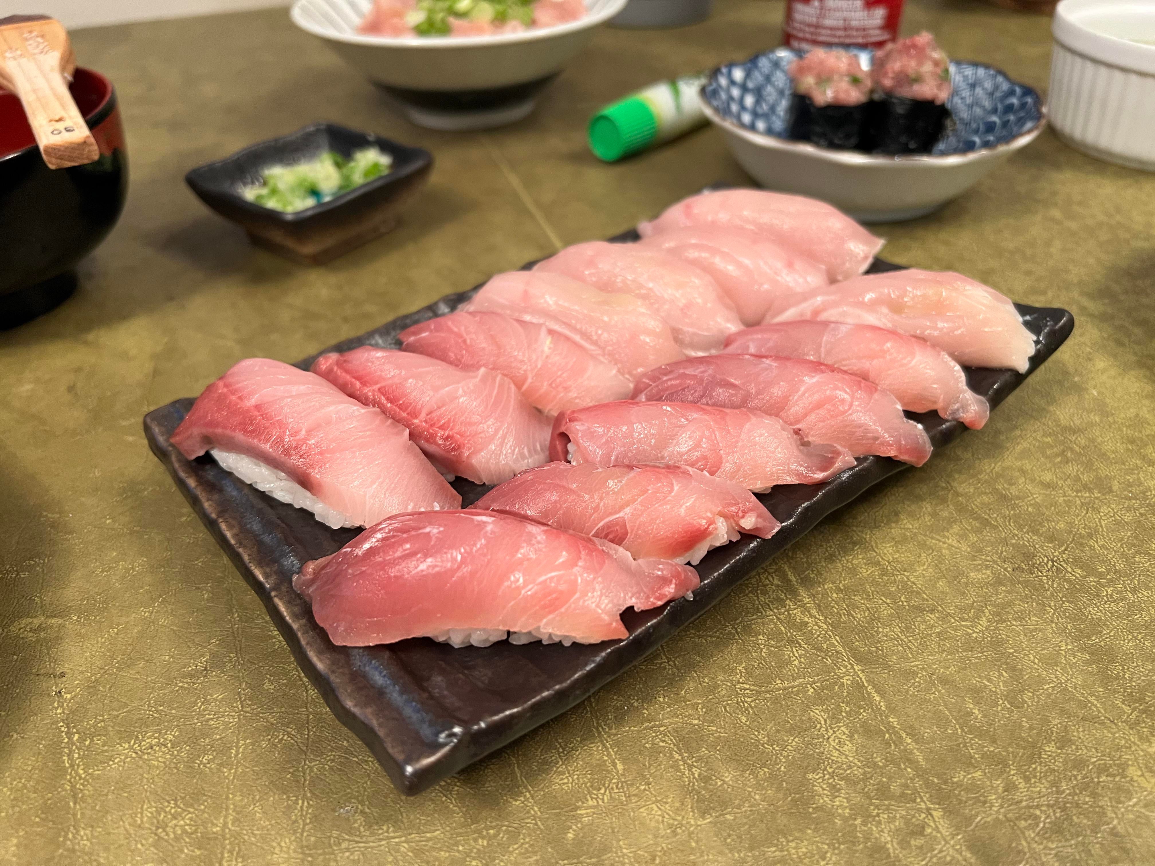 Hamachi @ home - Lonely Japan