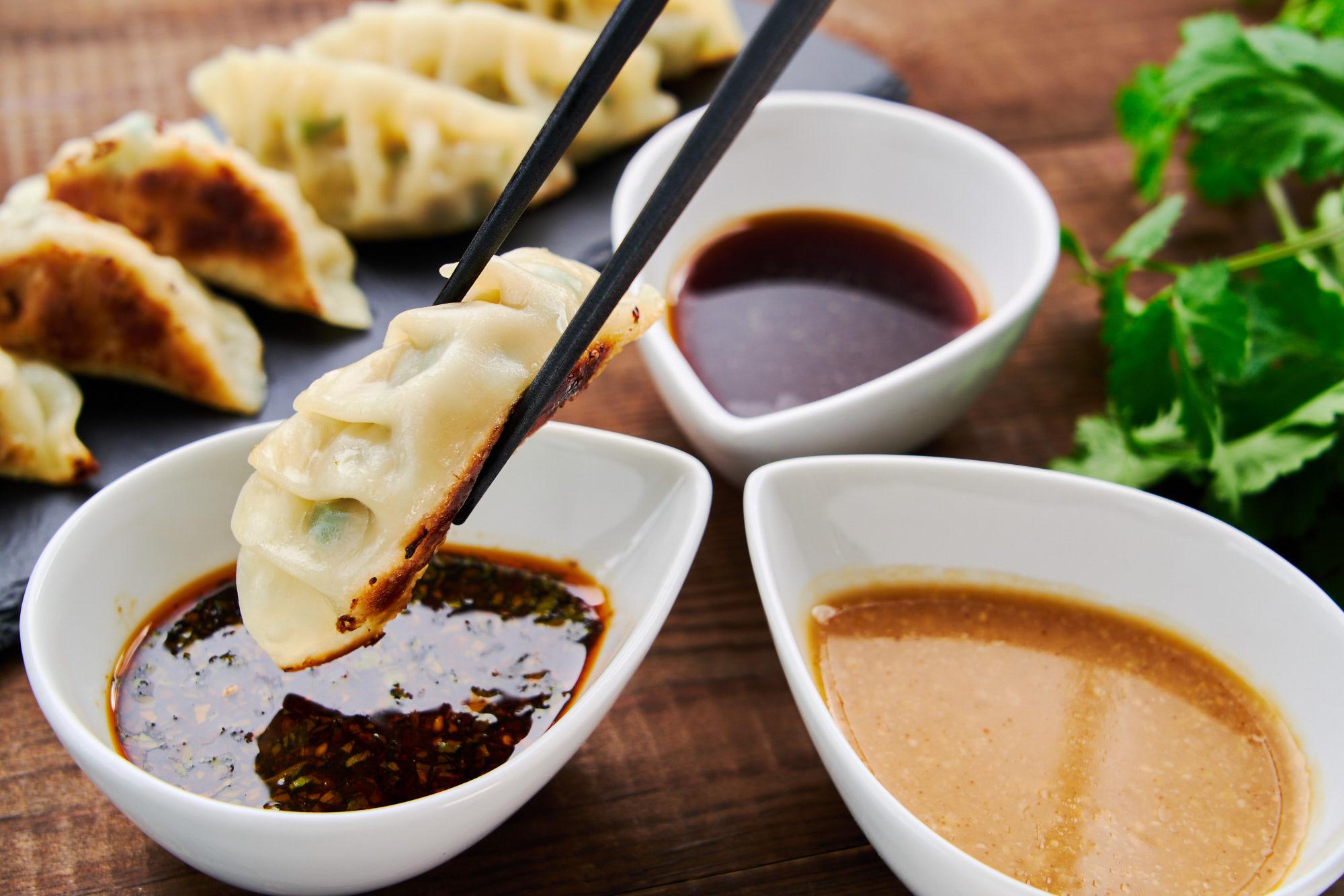 I made 3 different Gyoza Sauces - Lonely Japan