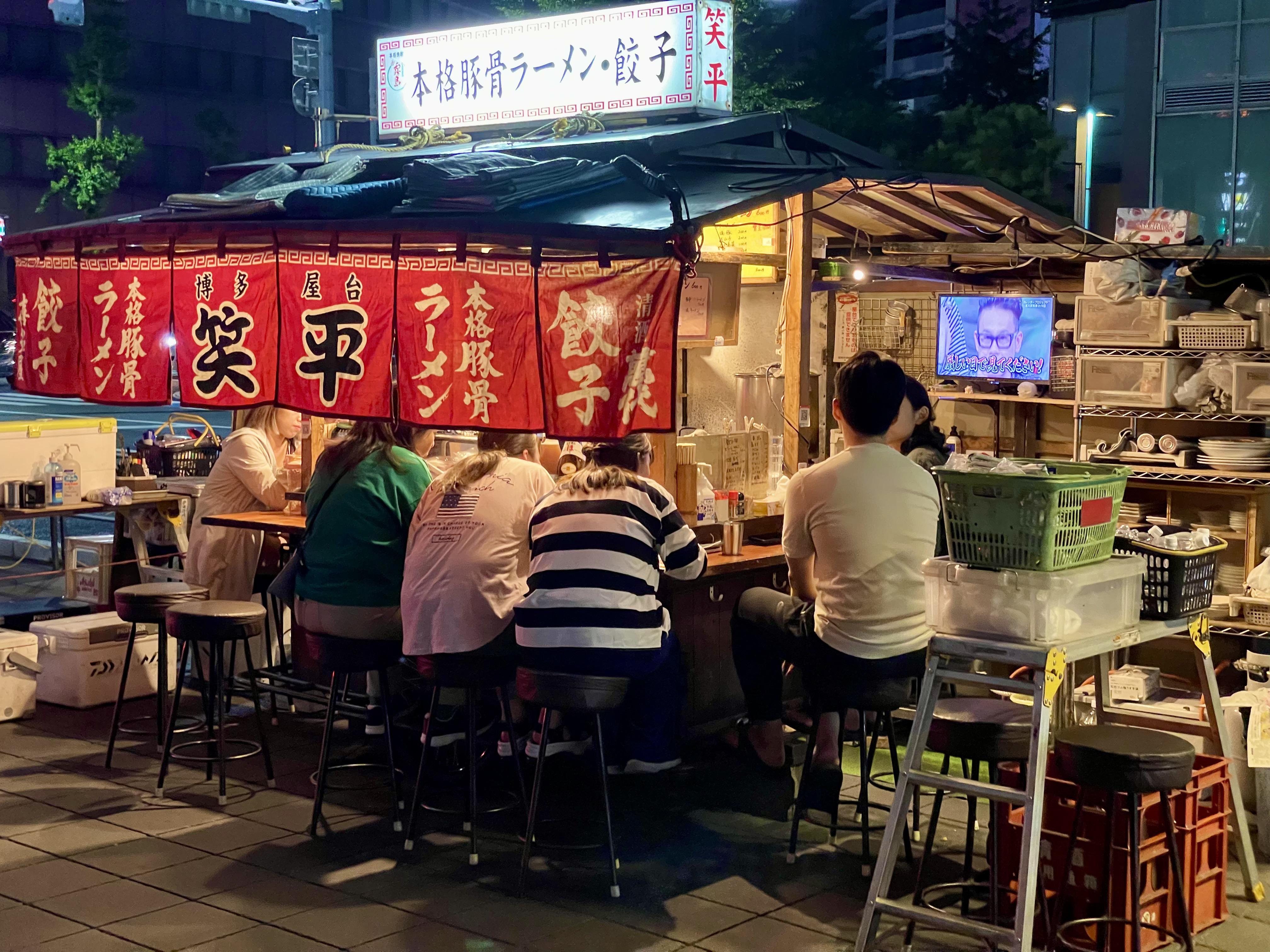 Yatai food stall in Fukuoka. - Lonely Japan