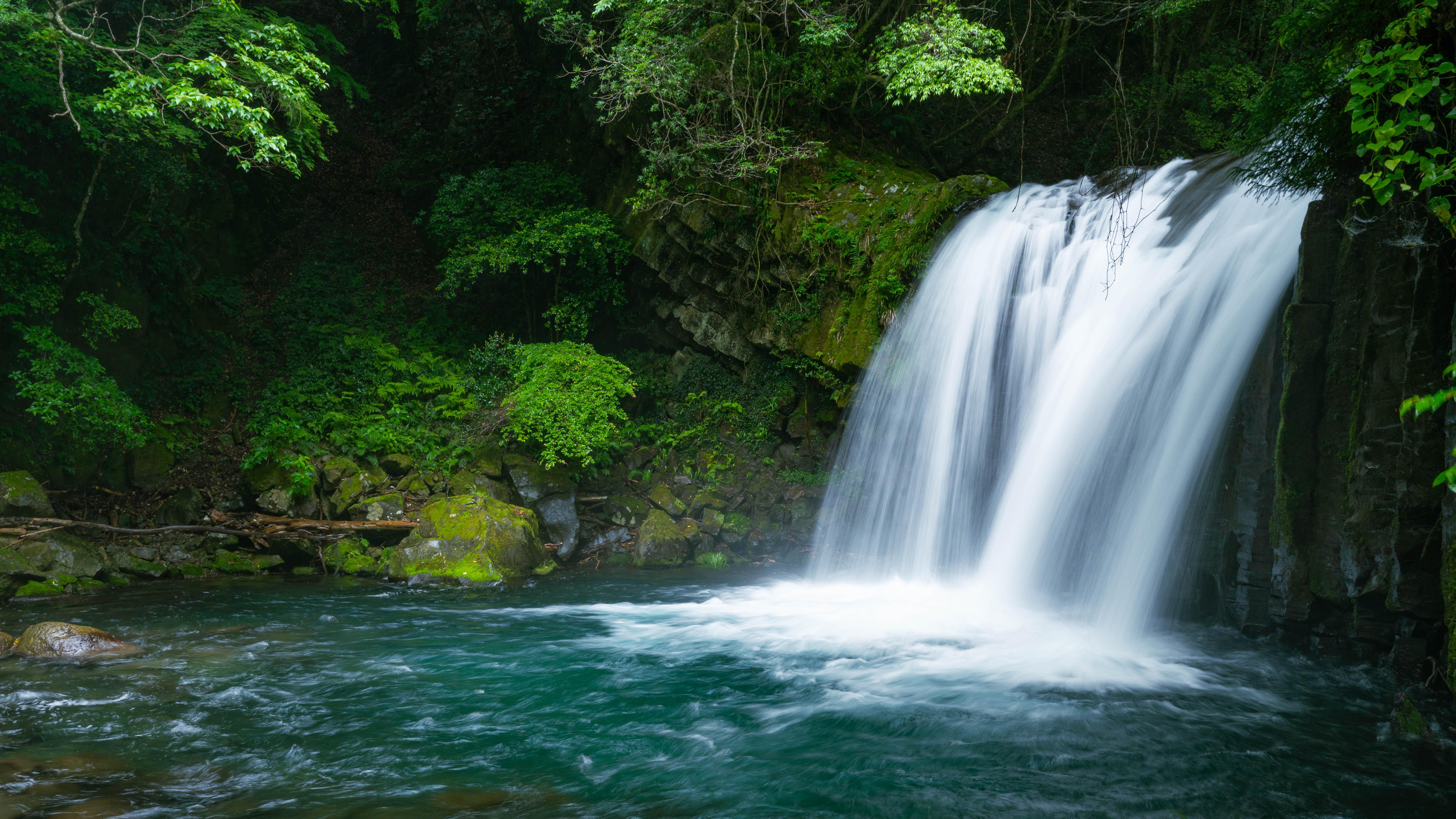 One of the Kawazu Seven Waterfalls - Lonely Japan