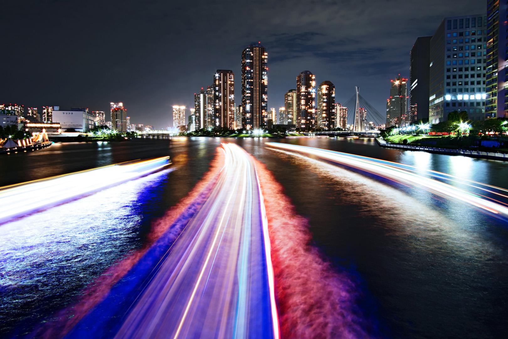 Tsukuda from the Eitai bridge - Lonely Japan